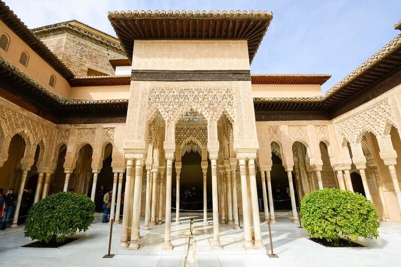 Granada: Alhambra & Gardens Tour w/Nasrid Palaces Option - The Practicalities: Booking, Timing, and Group Size