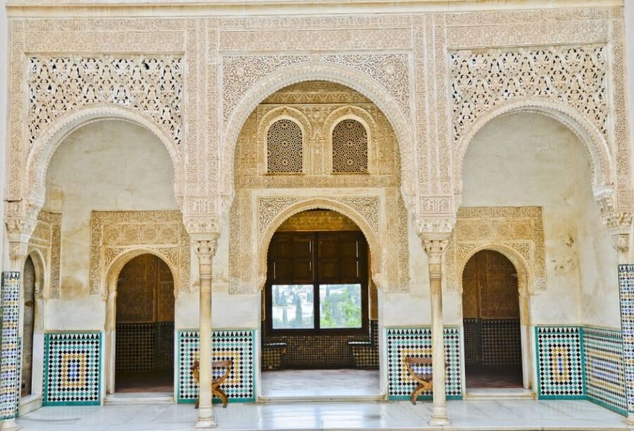 Granada: Alhambra Regular Tour - Why Choose This Tour?