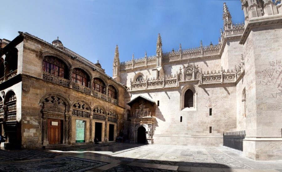 Granada: City center and Albaicin Private Tour - The Itinerary Breakdown