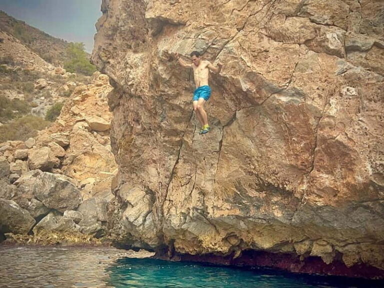 Granada: Deep Water Soloing in Calahonda Pier - The Itinerary Breakdown