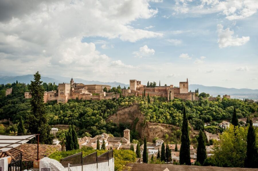 Granada: E-Bike Tour and Fast-Track Alhambra Ticket - The Highlight: Fast-Track Entry to the Alhambra