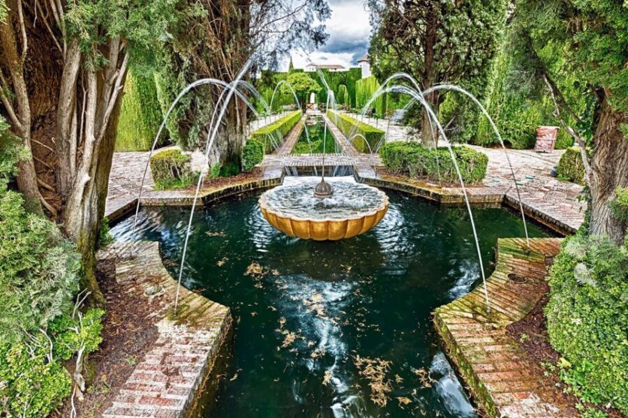 Granada: Full Alhambra Premium Guided Tour with Tickets - Why This Tour Offers Great Value