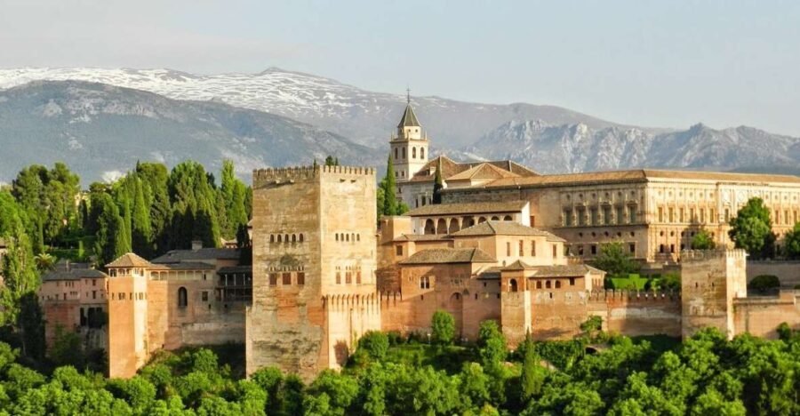 Granada: Generalife and Alcazaba Guided Tour without Tickets - What You Should Know Before Booking