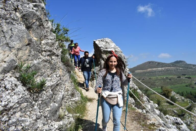 Granada: Hiking along the Gollizno route - What Makes the Experience Special