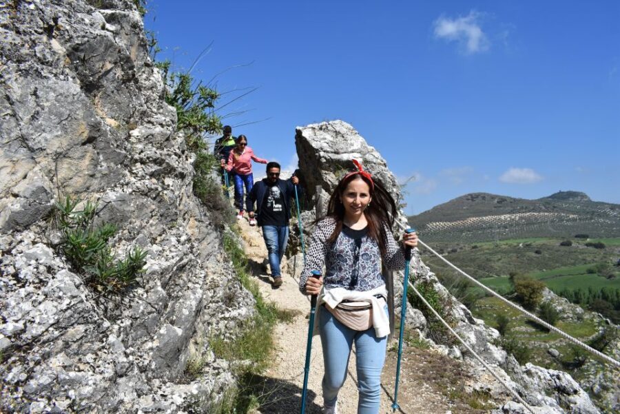 Granada: Hiking along the Gollizno route - What Makes the Experience Special