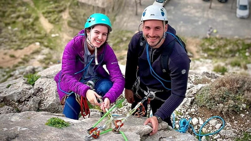 Granada: Multi-Pitch Sport Rock Climbing Outdoor Course - Why Choose This Course?