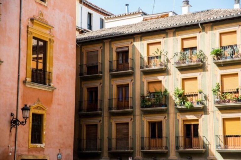 Granada: Private custom tour with a local guide - What to Expect from the Tour