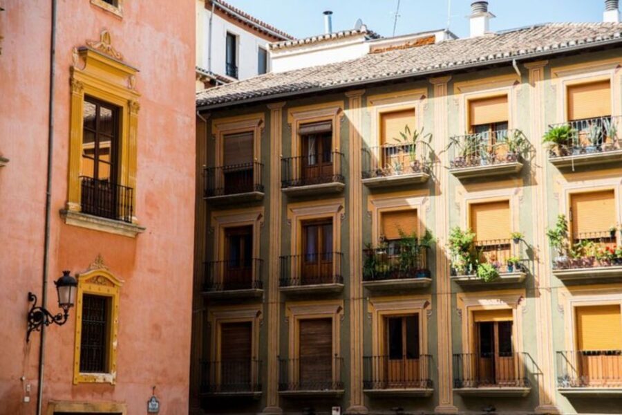 Granada: Private custom tour with a local guide - What to Expect from the Tour