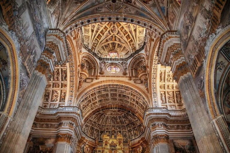 Granada private guided city tour - A Closer Look at Granadas Private Guided Tour