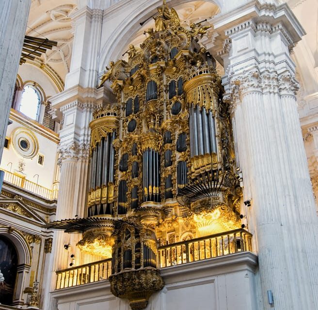 Granada: Private tour of the city center and Cathedral - Exploring Granada’s Historic Core