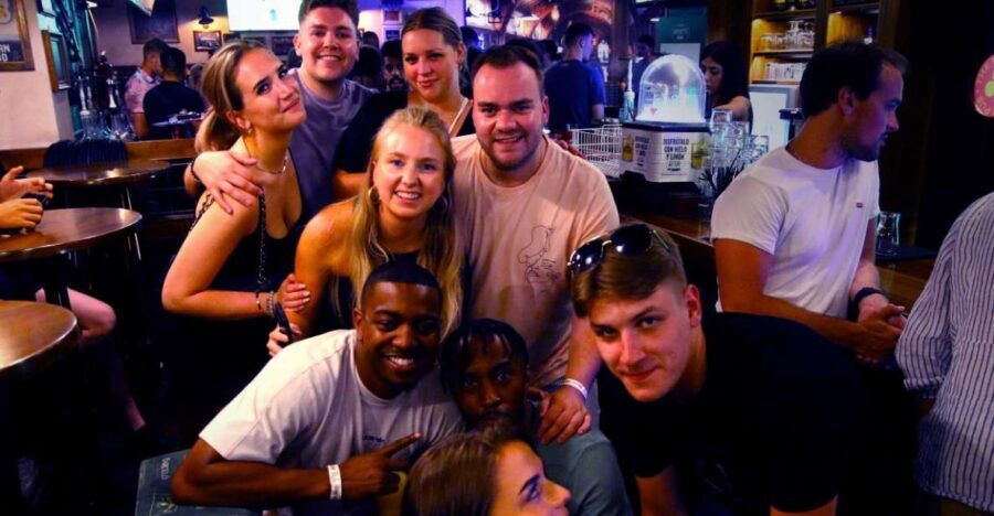 Granada: Pubs & Clubs Crawl with Drinks & Club Entry Ticket - Why a Pub & Club Crawl in Granada Might Be a Great Choice