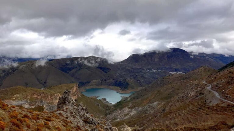 Granada: Sierra Nevada Safari Tour to 2500 m with a Drink - Authentic Experiences and Genuine Wisdom