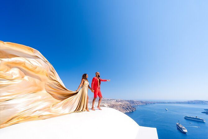 GROUP FLYING DRESS PHOTOSHOOT in Santorini - The Itinerary Breakdown
