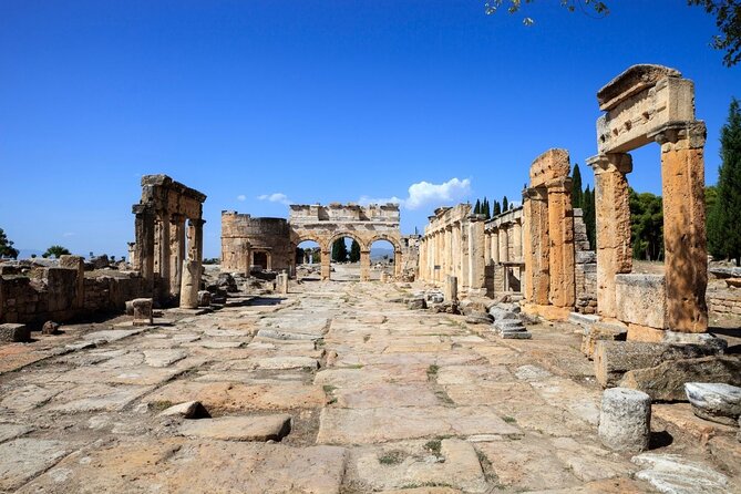 Guided Day Trip from Antalya to Pamukkale With Lunch & Transfer - Arrival at Pamukkale: Pools, Ruins, and Personal Exploration