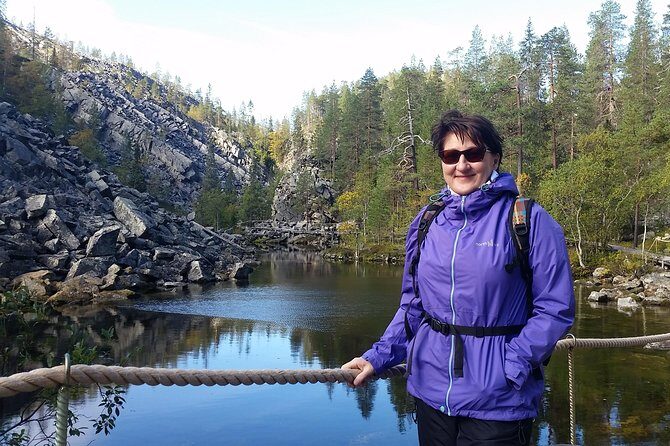 Guided easy hike in Finland deepest gorge in Pyhä-Luosto National Park - Analyzing the Value
