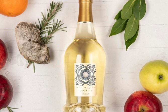 Guided Premium Tour in Lugana DOC - 5 wines from Perla del Garda - A Closer Look at the Guided Premium Tour in Lugana DOC at Perla del Garda