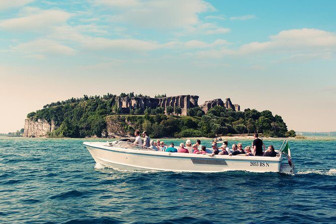 Guided tour in Sirmione with motorboat tour - Why This Tour Stands Out