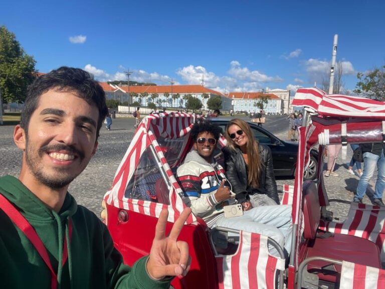 Guided tuk tuk tour in Lisbon's old neighborhoods - Detailed look at the itinerary
