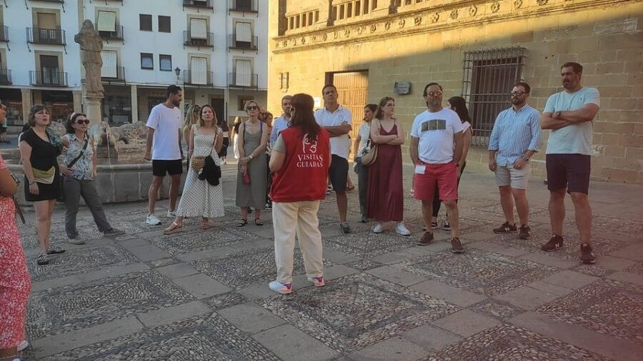 GUIDED VISIT TO BAEZA with entrance tickets to monuments - An In-Depth Look at the Tour Experience