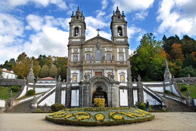Guimarães & Braga Port Private Tour with Lunch and Green Wine - An In-Depth Look at the Guimarães & Braga Private Tour