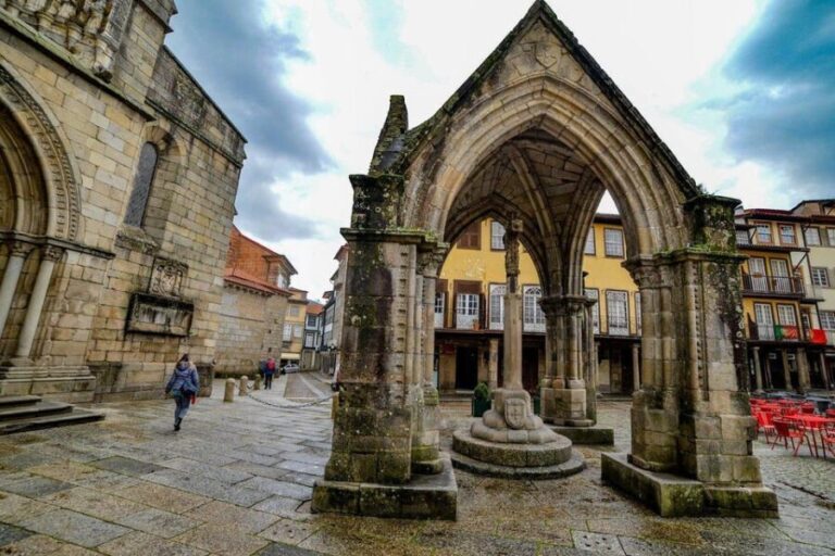 Guimaraes Local Tours ; Visit the Castle , Palace and City - Why This Tour is Worth Considering