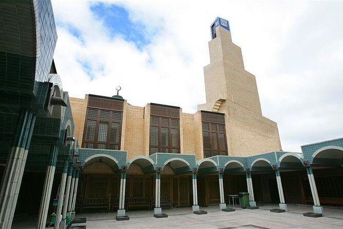 Halal Lisbon Private Tour With Muslim-friendly Lunch - Exploring UNESCO and Historic Landmarks