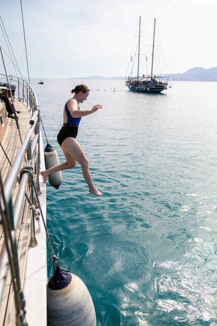 Half-Day Athens Cruise: Swim Stop,Lunch, and Drinks Included - The Itinerary: What to Expect
