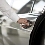 Half day car with driver at disposal in Barcelona - The Pros and Cons