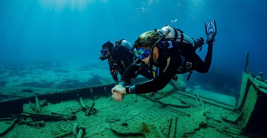 Half Day Dive Trip for Certified Divers - The Logistics: From Painless Paperwork to Post-Dive Comfort