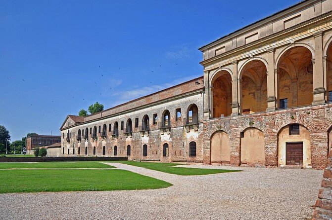 Half-day Guided tour of Mantua City Centre and Ducal Palace - Exploring Mantua: A Guided Tour of the Renaissance Gem