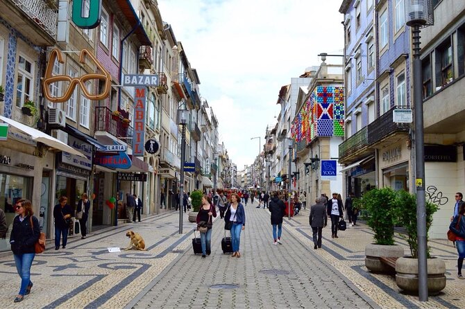 Half Day Highlights of Porto on a glamorous sidecar - Key Points
