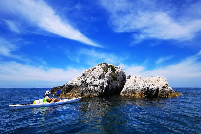 Half-Day Kayak Tour in Vrsar Archipelago - Exploring the Vrsar Archipelago by Kayak: A Balanced Look at a Delightful Half-Day Tour