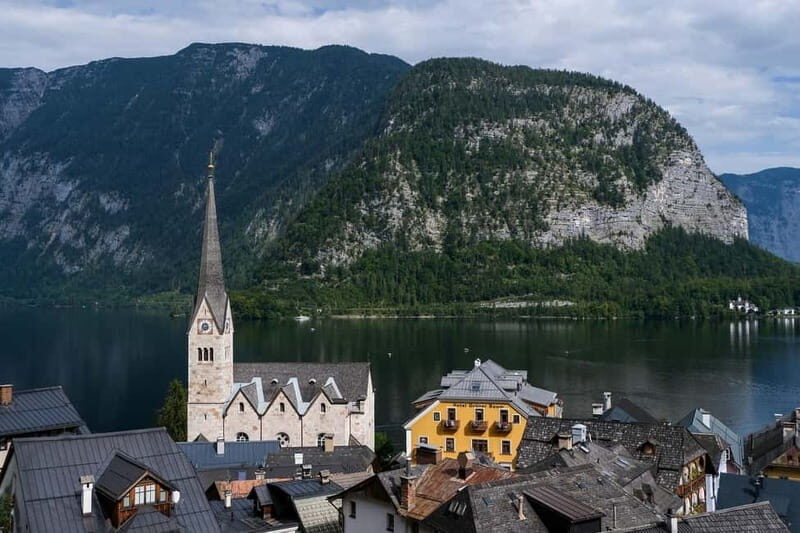 Hallstatt daytrip: Transfer to Hallstatt + Salzburg and back - A Closer Look at the Journey