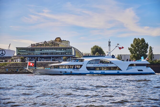 Hamburg: 2-hour harbor cruise - Who this tour is best for