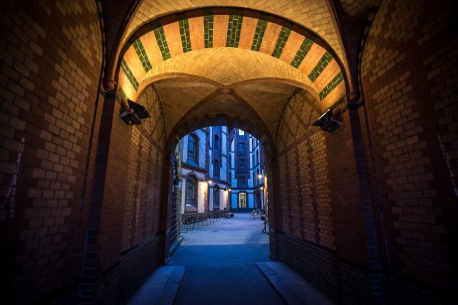 Hamburg: Eerie Speicherstadt Tour - Breaking Down the Itinerary