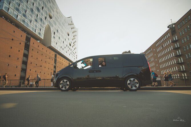 Hamburg for explorers, city tour in a first class van - Insights From Past Travelers