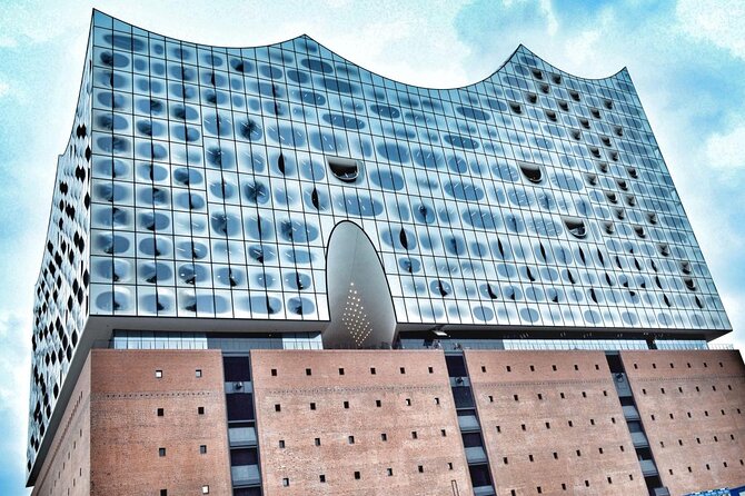 Hamburg Guided Bike Tour: Tradition and Modernity, Elbphilharmonie (min.4) - Why Choose This Hamburg Bike Tour?