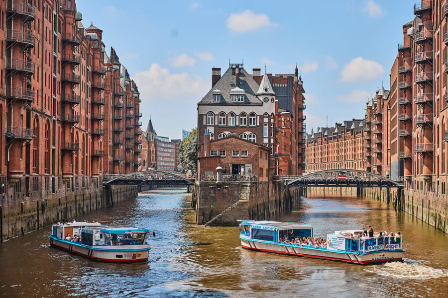 Hamburg: Harbor Cruise and Bus City Hop-On Hop-Off Tour - Authentic Traveler Insights