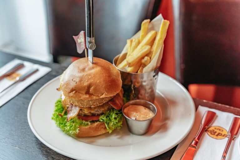 Hamburg: Hard Rock Cafe Skip-the-Line Meal - What Does the Meal Include?