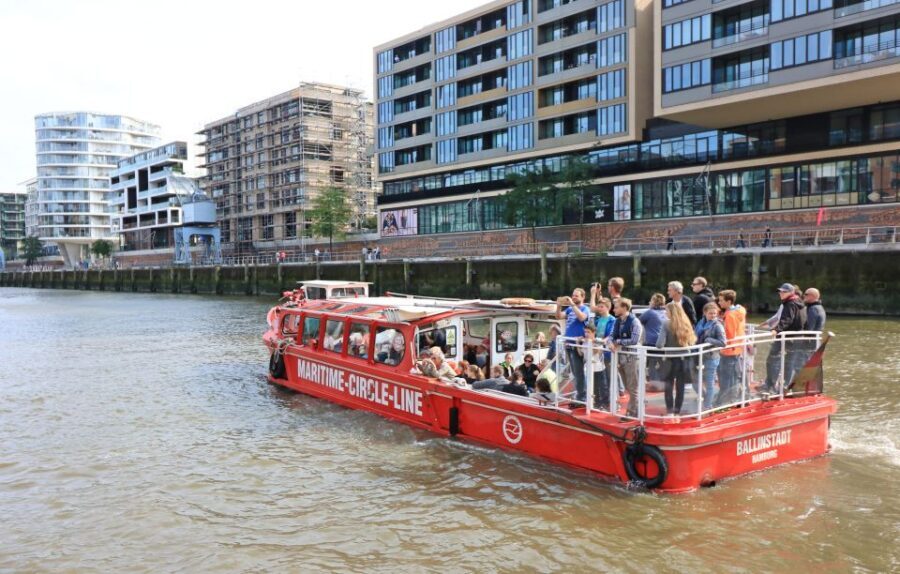 Hamburg: Hop-On Hop-Off Harbor Cruise with Commentary - Detailed Breakdown of the Experience