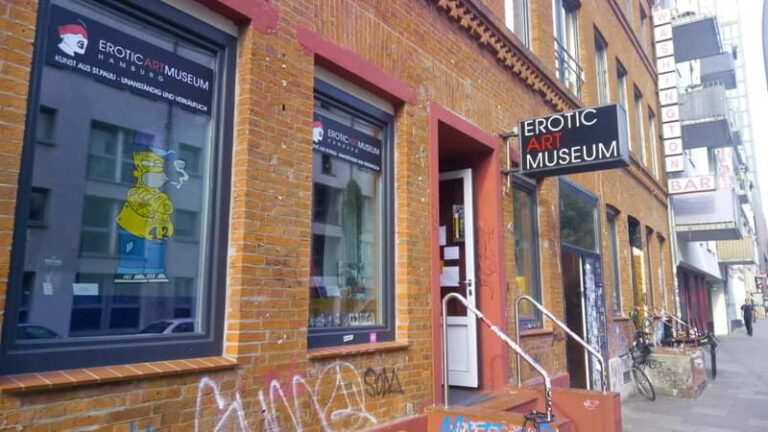Hamburg: Peakys Classic Guided Tour - The Practicalities: What to Know Before You Go