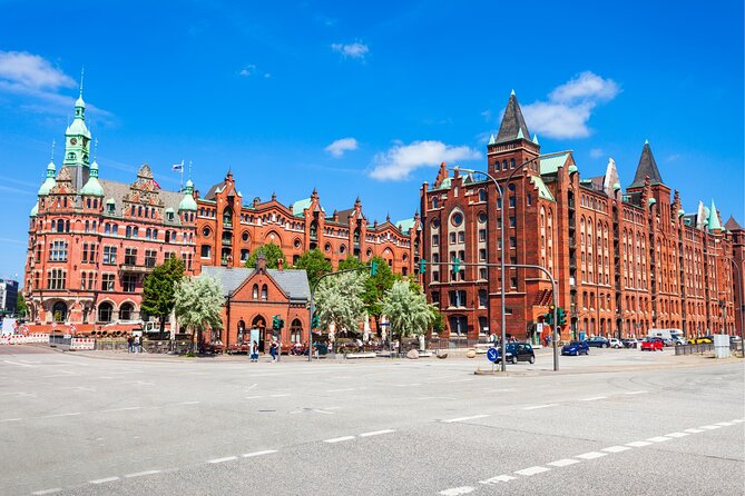 Hamburg Scavenger Hunt and Highlights Self-Guided Tour - Key Points