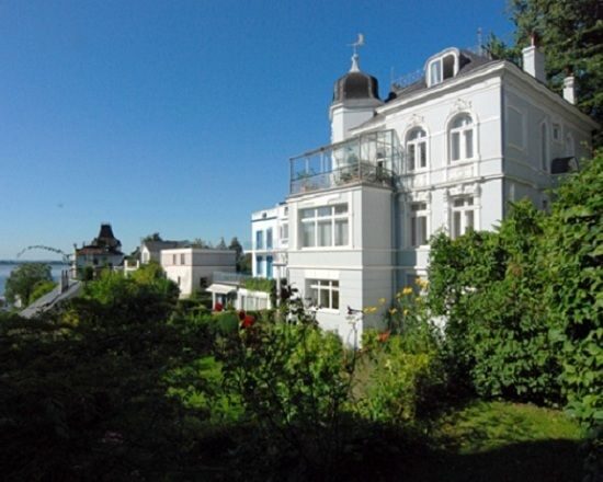 Hamburg: Tour of Blankenese on the Banks of the Elbe - What You Can Expect