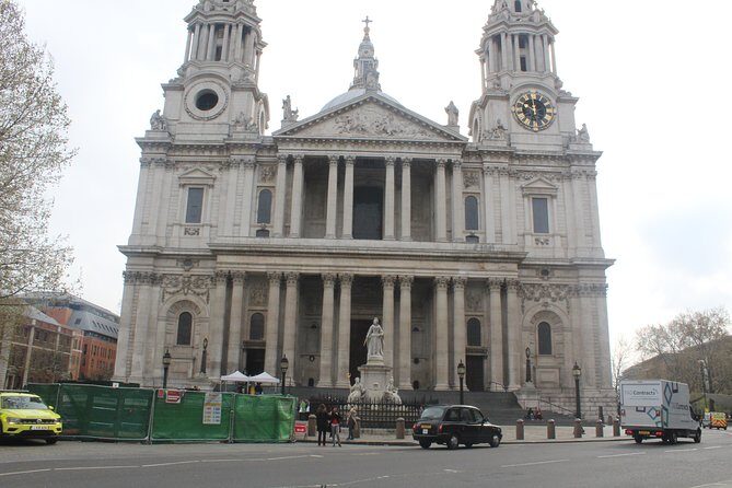 Heathrow Airport to Central London Private Round Trip Transfer - The Sum Up
