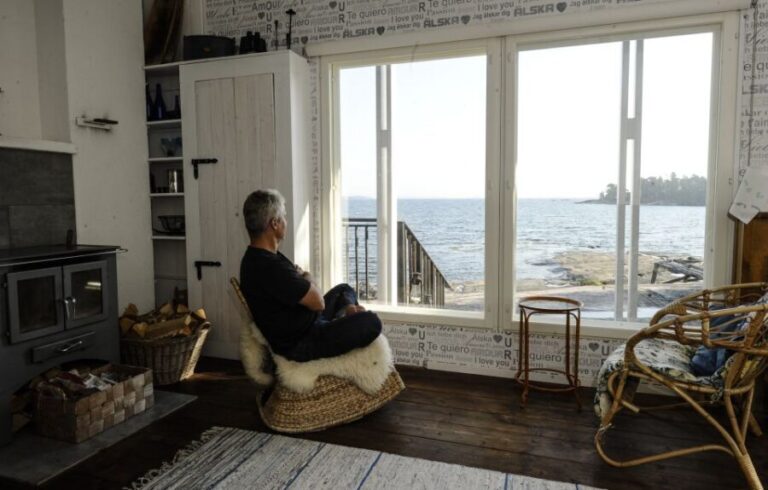 Helsinki: RIB Tour to Summer Cottage with BBQ and Sauna - Practical Details and Considerations