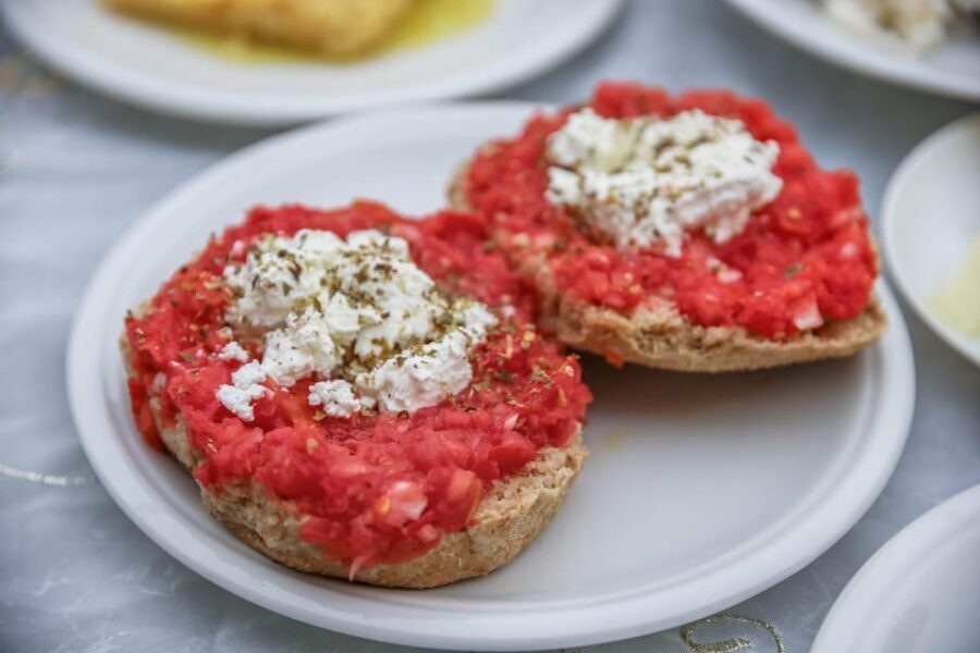 Heraklion City: Greek Food Tasting Walking Tour - Why This Tour Stands Out