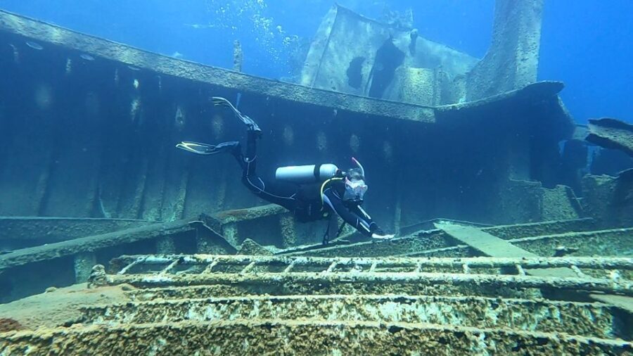 Heraklion: Scuba Diving trip for certified divers - First Stop: Gear Up and Get Briefed
