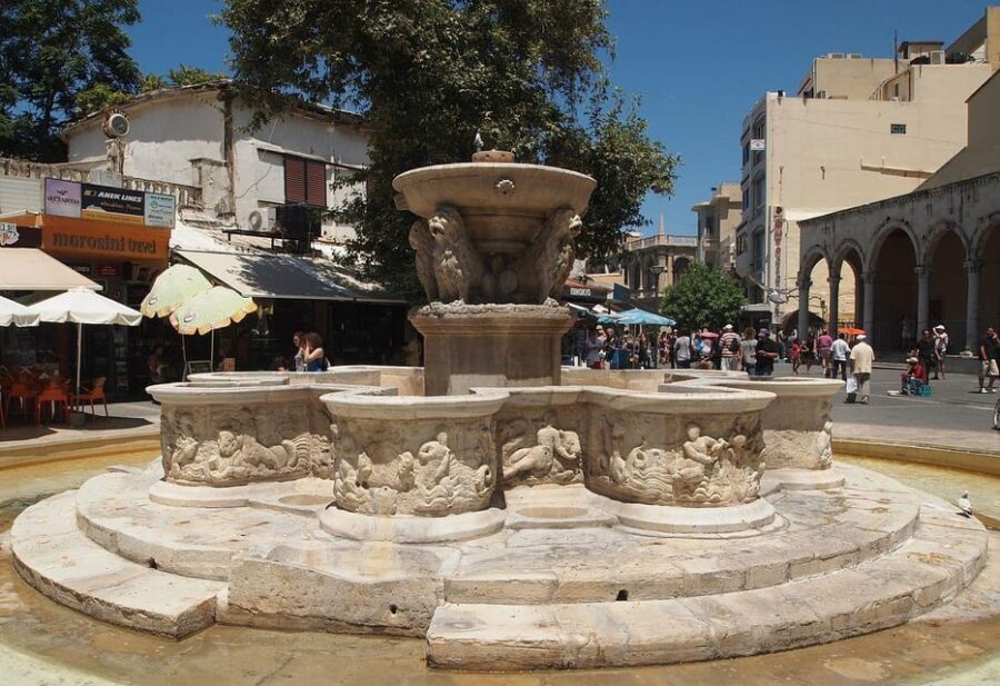 Heraklion: Venetian Siege History and Cretan Cuisine Tour - Key Points