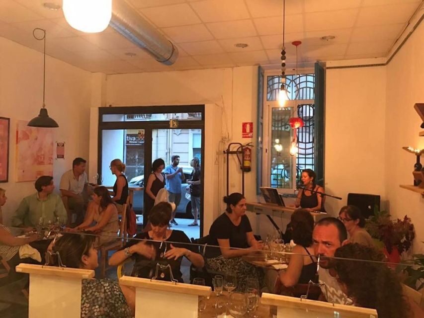 Hidden Valencia: Tour of Eixample, Canovas & Ruzafa - Discovering Canovas: Trendy and Elegant