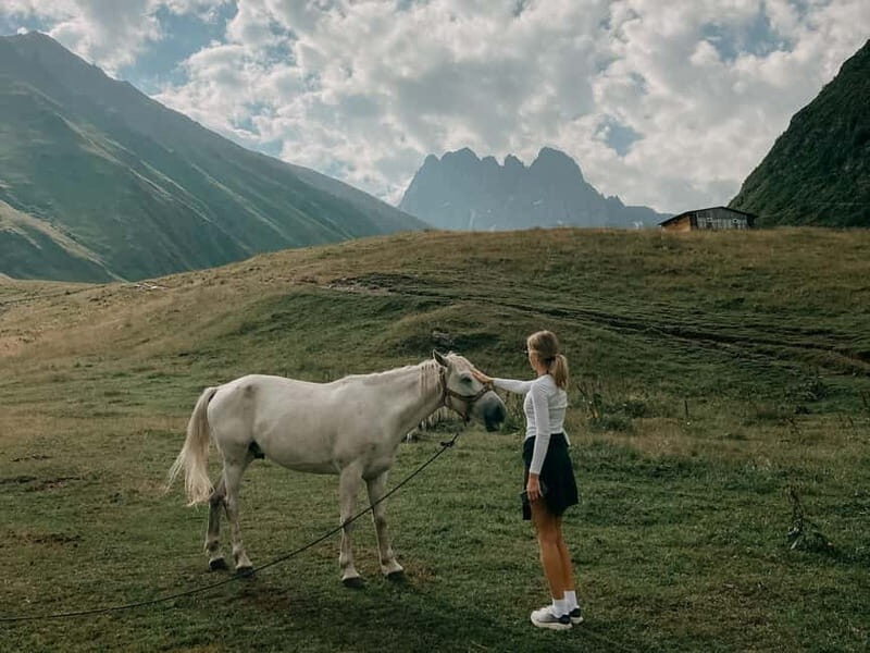 Hiking & Photo Experience in Kazbegi - What Makes the Landscapes Unforgettable